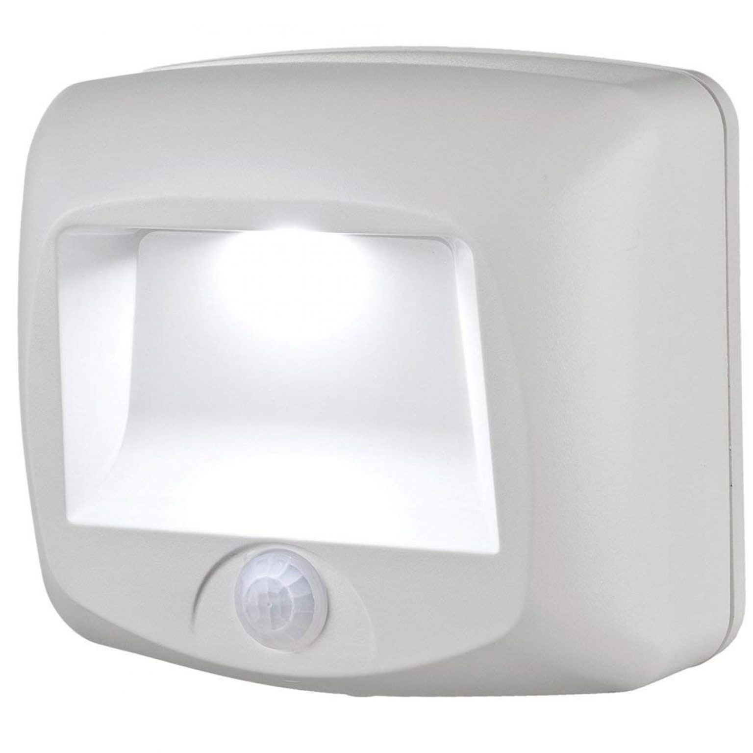 Illuminate Your Space with Mr Beams MB530 LED Step Light - Winter Britt ...